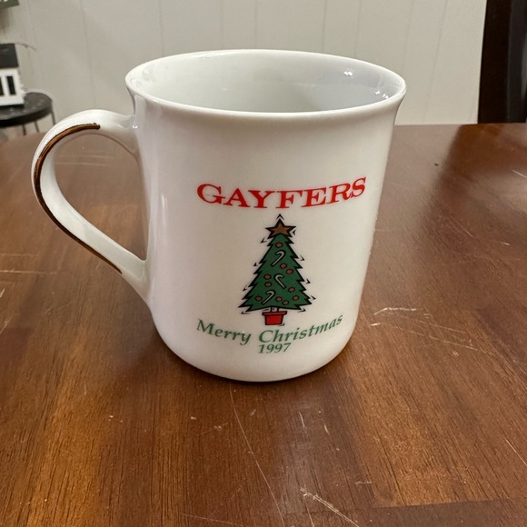 Gayfers | Kitchen | Vintage Gayfers 997 Merry Christmas Mug | Poshmark